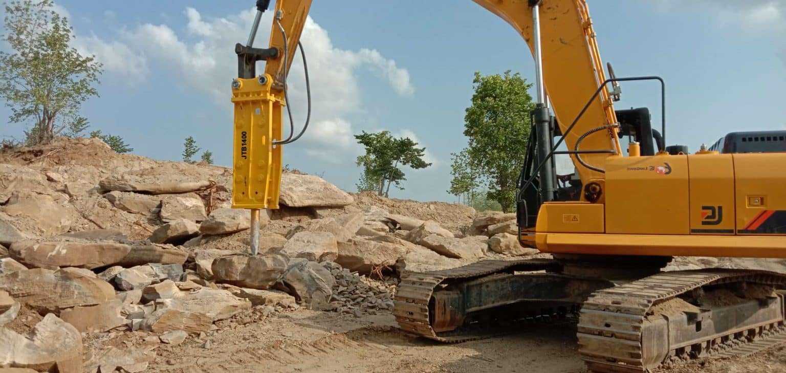How to Install and Remove Hydraulic Breaker for Mini Excavator - JIANGTU